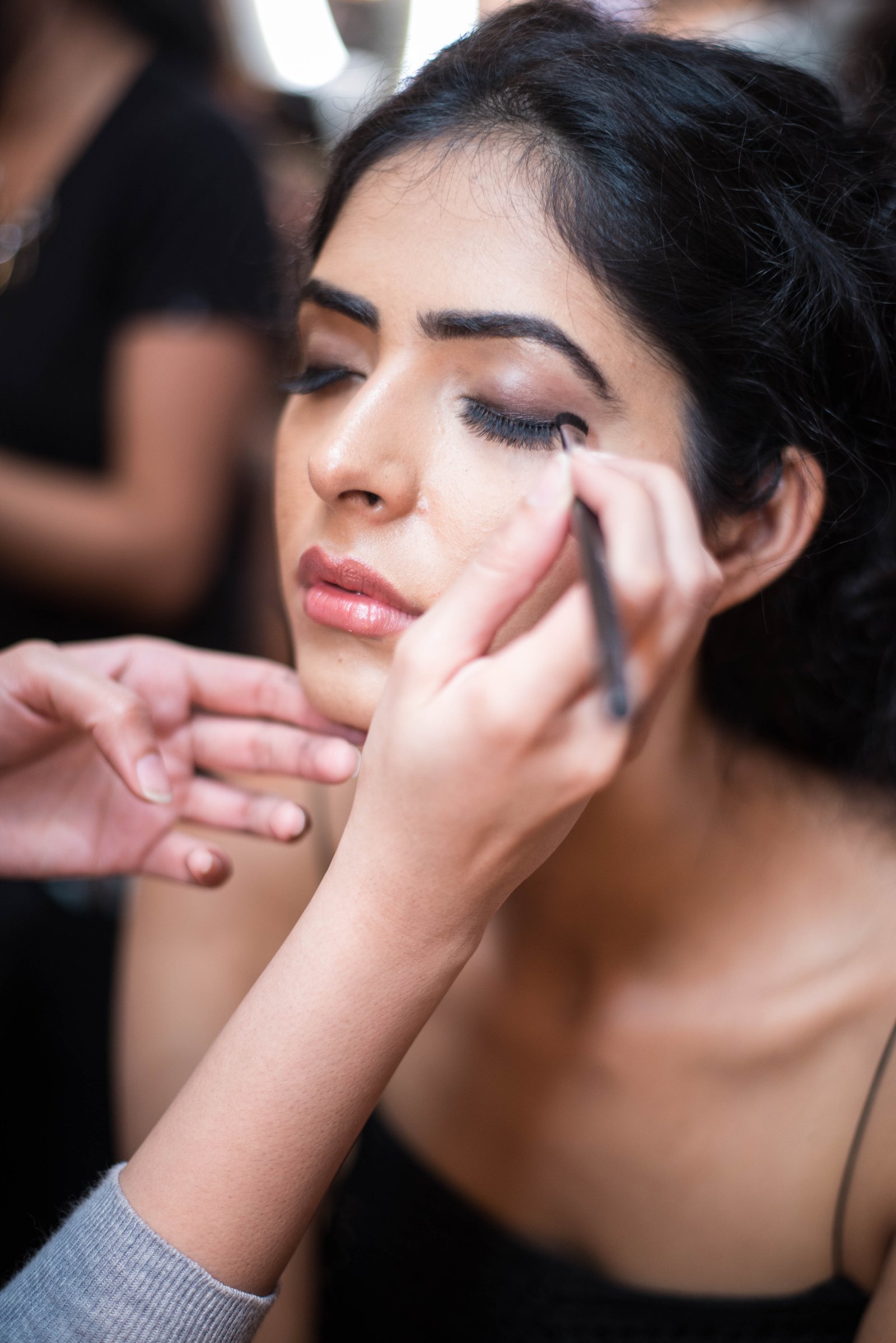 Makeup Artist Mean | Saubhaya Makeup